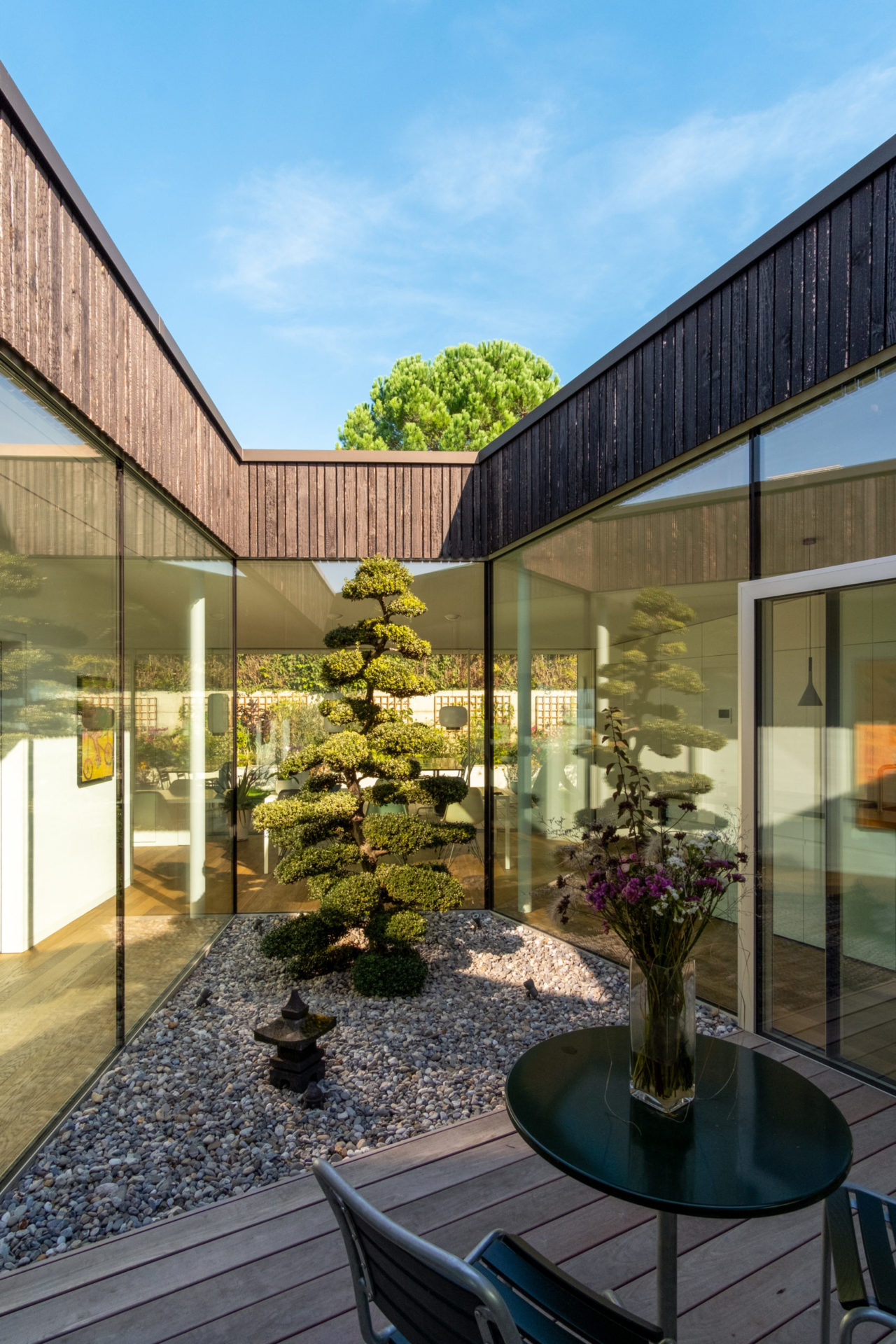 18 Inside out house | MAKESENSE architecture